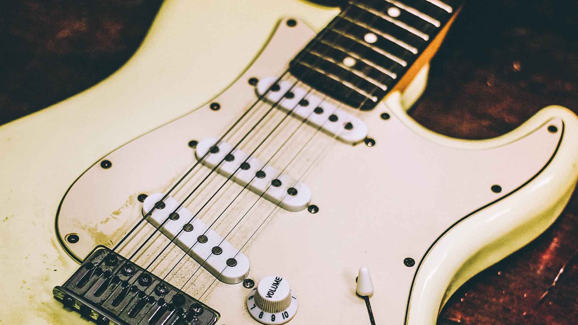 Best Cheap Electric Guitars 2022 - Reviews & Buying Guide